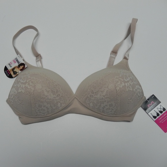 Maidenform | Intimates & Sleepwear | New Maidenform Wireless Lace Bra ...